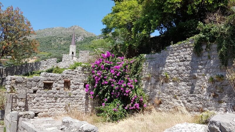 The old town of Stari Bar in Montenegro - Learning to Breathe Abroad